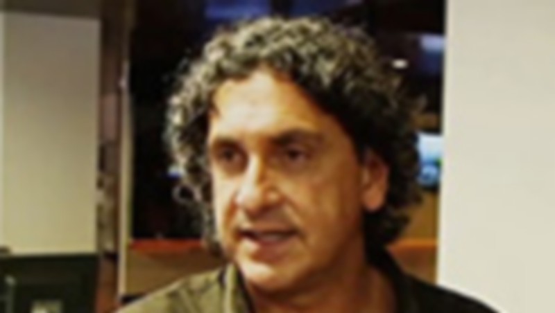 Anuario con firma Calderón